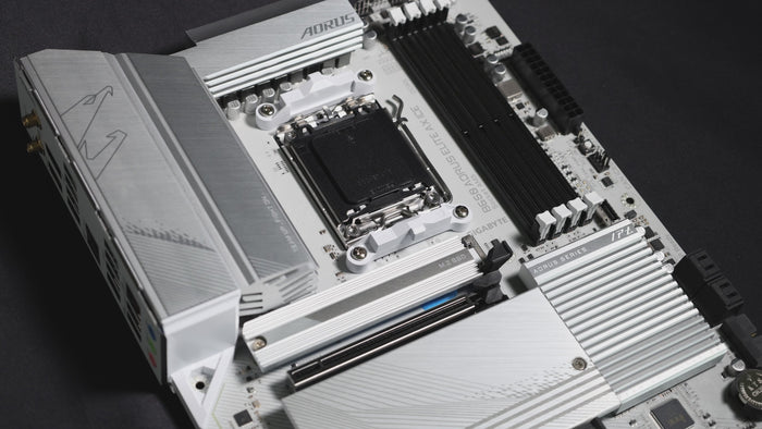 Custom Builds – Smake Technologies
